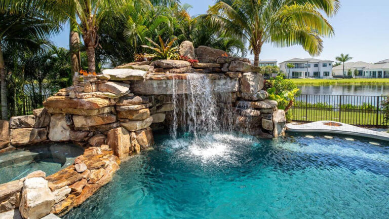 Boca Raton Private Oasis | Lucas Lagoons